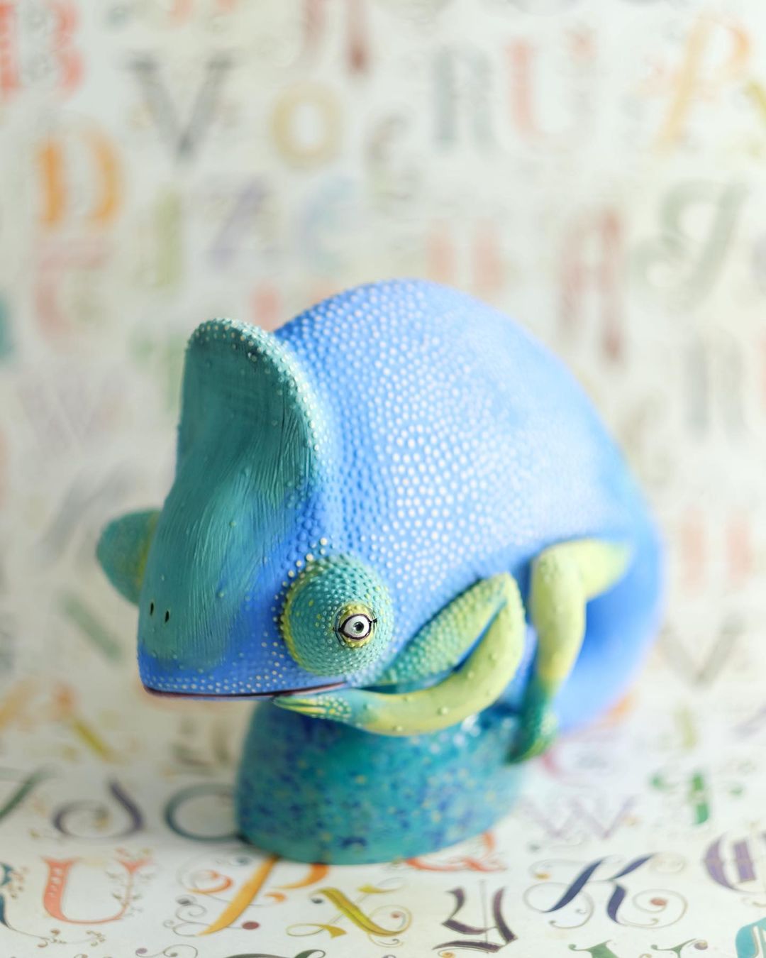 Derpy Animals Ceramics by Nastia Calaca - Leona Creo