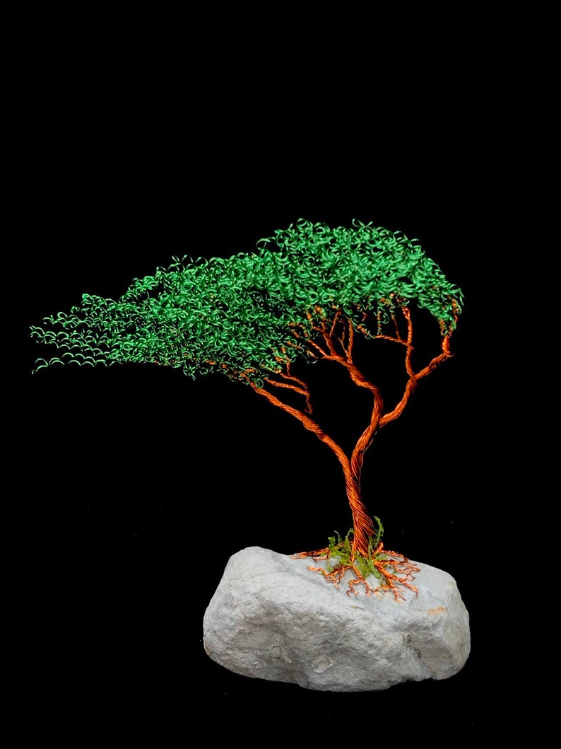 Wire Metal and Stone Mixed Sculpture - Leona Creo